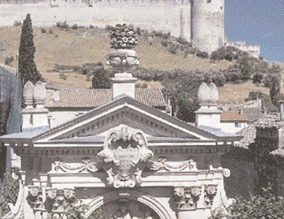 Villeneuve-lès-Avignon. Le Fort Saint-André et la chartreuse du Val-de ...